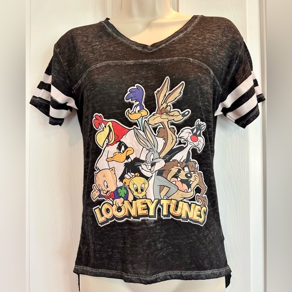 Warner Bros. | Tops | Looney Tunes Warner Bros Tee Shirt Xs Good ...